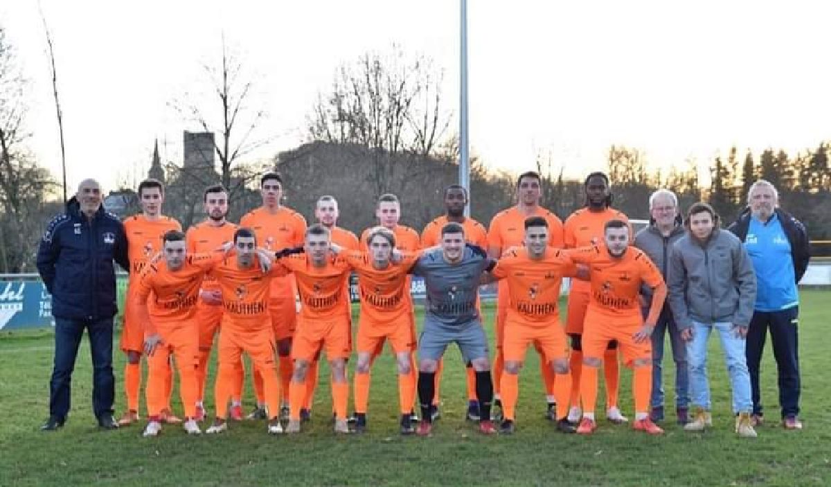 Jeunesse Useldange - Eng Néi 2te Uniform fir eis 1te Equipe